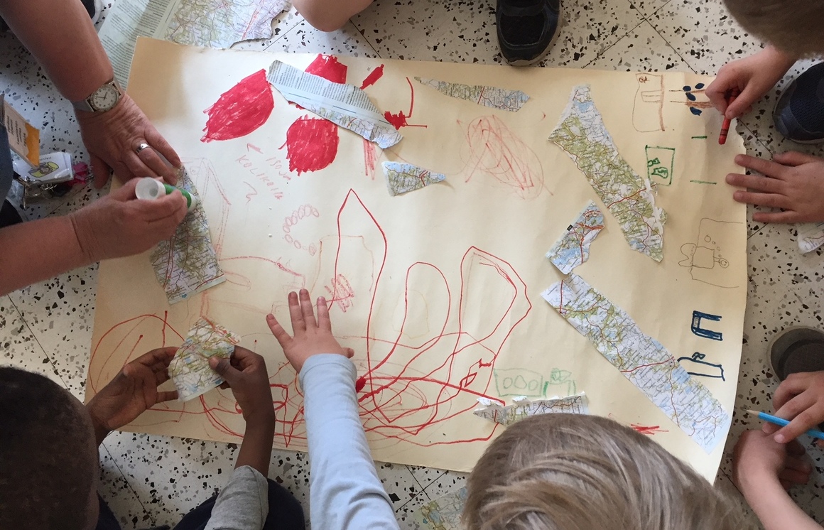 CreAAtive: Art Activities for children and teens with Autism