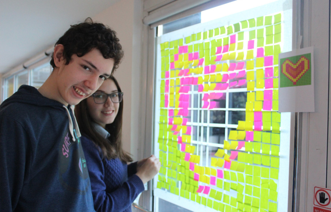 CreAAtive: Art Activities for children and teens with Autism